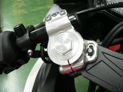 BEET Racing 把手固定夾組 [0605-Y48-CB]