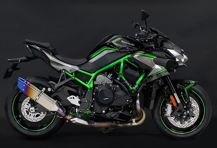 KAWASAKI Z H2 TRICKSTAR:トリックスター スリップオンマフラー IKAZUCHI (イカヅチ) 政府認証を使った、非公開 ...