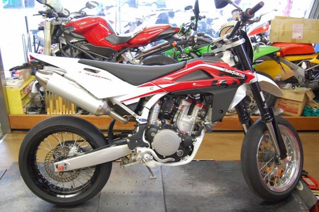 ハスクバーナ SM450R 車高調整関係 | バイクパーツ通販 Webike