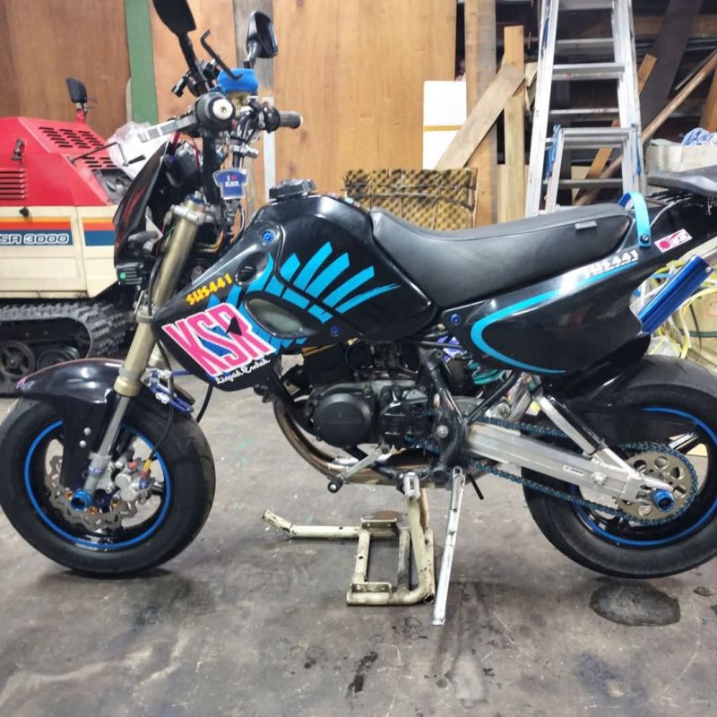 KAWASAKI KSR-2 SUNSTAR:サンスター フロントスプロケットを使った、B1さんのバイク用品インプレッションです。バイク用品レビュー、口コミ、適合情報、コスパや性能評価は「ウェビック」