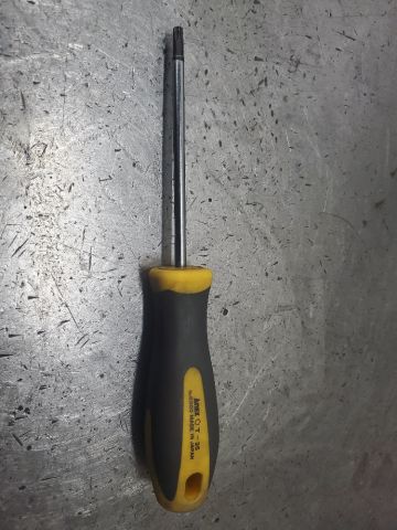 KAWASAKI ZRX1200R ANEX:アネックス ヘクスローブドライバー T型 【T25×100】を使った、非公開ユーザーさんのバイク用品インプレッションです。バイク用品レビュー ...