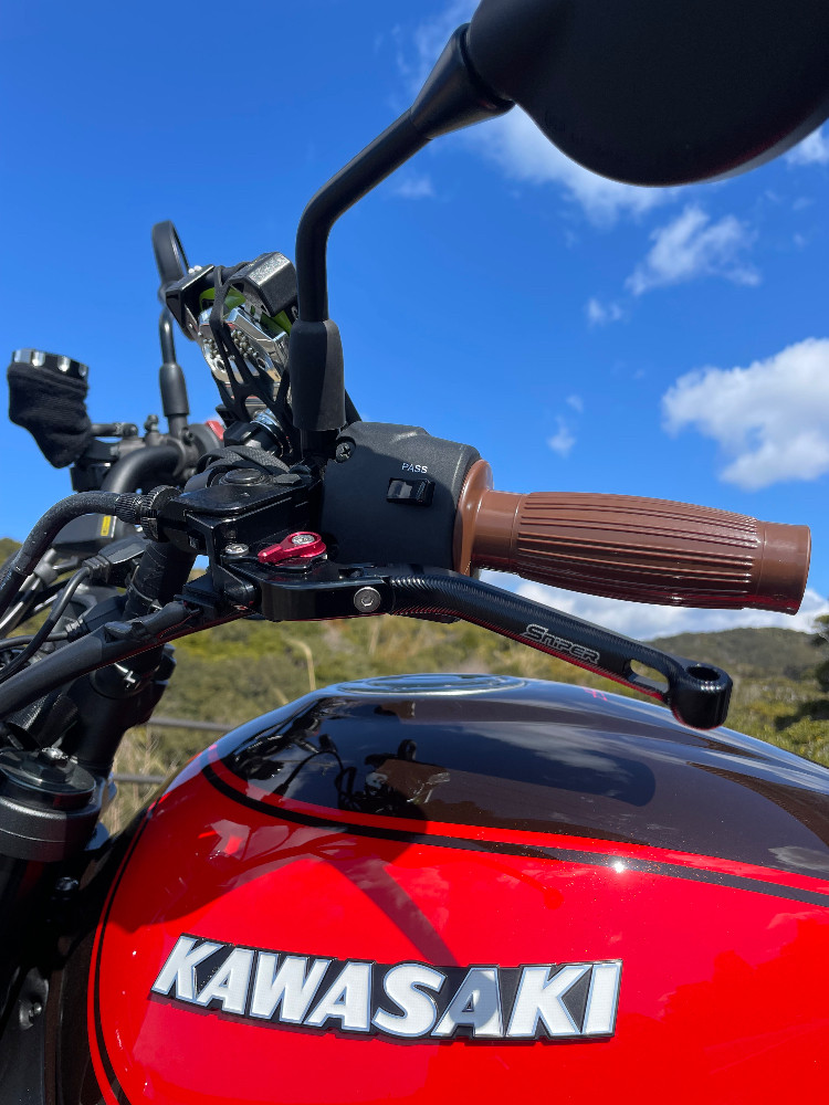 KAWASAKI Z900RS SNIPER:スナイパー 6段階アジャスター可倒式クラッチレバー＆ブレーキレバーセットを使った、SHOGOさんのバイク用品インプレッションです。バイク用品 ...