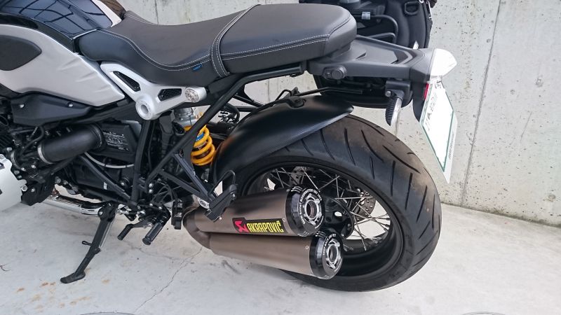 BMW R nineT DK design:ディーケーデザイン サイレンサーエンドカバー (タイプ2)を使った、まっくい~んさんのバイク用品 ...