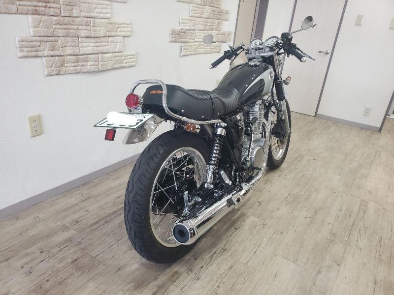 YAMAHA SR400 DAYTONA:デイトナ ステンレスショートリアフェンダーを使った、ちゃーこさんのバイク用品インプレッションです。バイク用品レビュー、口コミ、適合情報、コスパや性能 ...