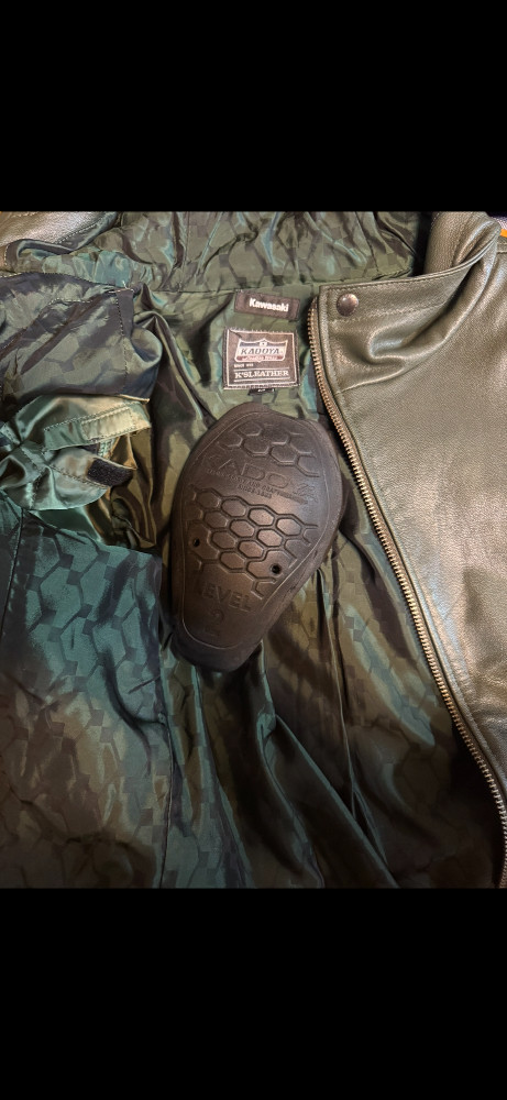 KADOYA:カドヤ CE SHOULDER PROTECTOR [K’S PRODUCT] ショルダープロテクターを使った、JUNJUNさんのバイク用品インプレッションです。バイク用品 ...