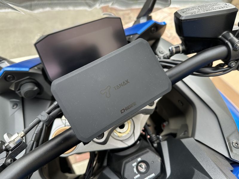 SUZUKI GSX-S1000GT TANAX motofizz:タナックス モトフィズ シリコンスマートカバー【AIO-5Lite用】を使った、Satosuke0719さんのバイク用品 ...