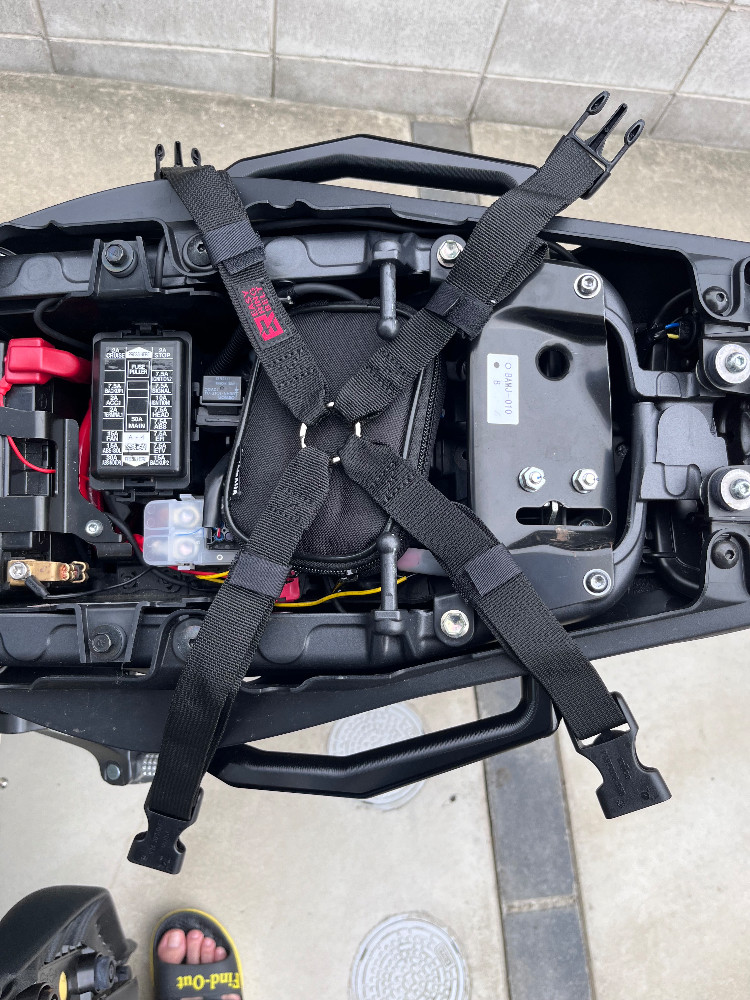 YAMAHA MT-09 HenlyBegins:ヘンリービギンズ DH-731 シートバッグを使った、ユダさんのバイク用品インプレッションです。バイク用品レビュー、口コミ、適合情報、コスパや ...