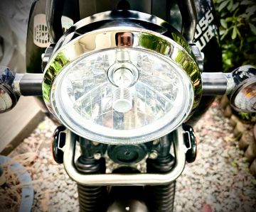 M&H マツシマ:エムアンドエイチマツシマ 原付用LEDヘッドライトバルブ PonLED HS1を使った、アカカブさんのバイク用品インプレッションです。バイク用品レビュー、口コミ、適合情報、コ ...