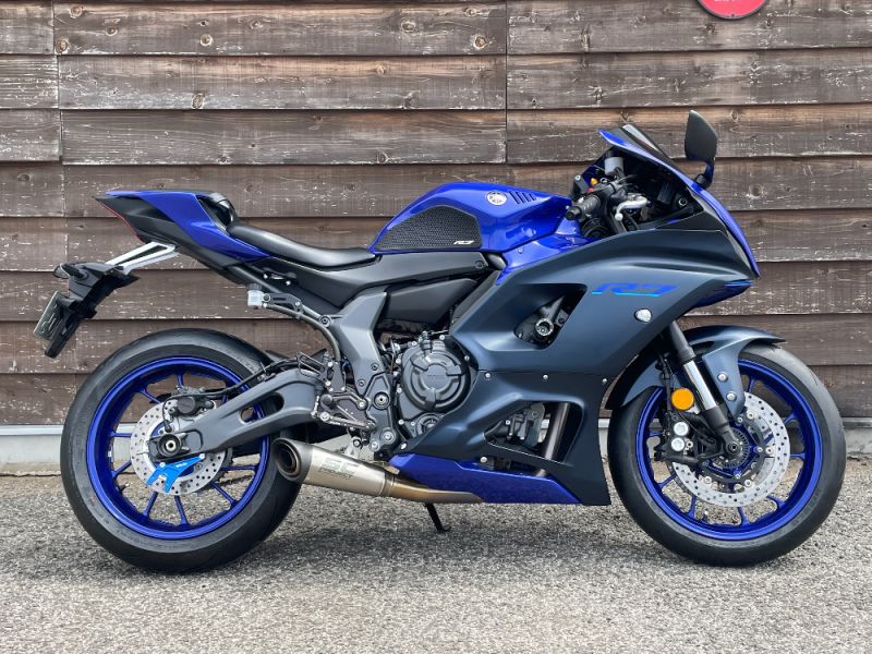 YAMAHA YZF-R7 SC-PROJECT:SCプロジェクト フルエキゾーストシステム 2-1＆S1 サイレンサーを使った、阪井輪業さん ...