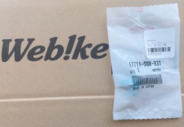 HONDA CB1100 HONDA純正部品:ホンダ純正部品 リテーナー 17711-S0X-931を使った、非公開ユーザーさんのバイク用品 ...