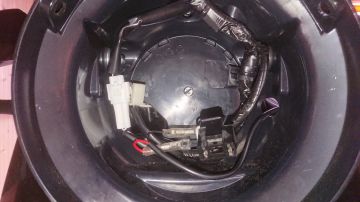 SUZUKI Vストローム250 M&H マツシマ:エムアンドエイチマツシマ PonLED DC H4 ヘッドライトバルブを使った、老人さんのバイク用品インプレッションです。バイク用品レビュー ...