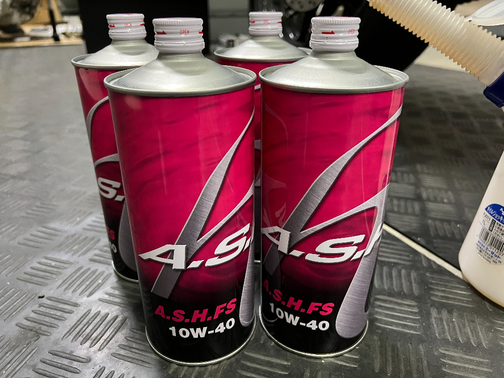 KAWASAKI Z900RS A.S.H OIL:アッシュオイル FS【10W-40】【1L】【4サイクルオイル】を使った、タツヤさんのバイク用品インプレッションです。バイク用品レビュー ...