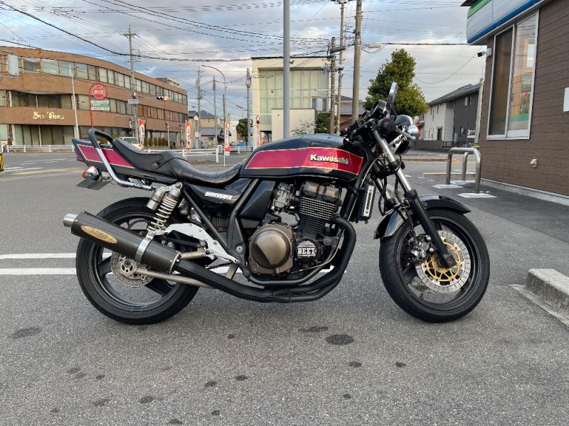 KAWASAKI ZRX400II WR’S:ダブルアールズ バトルステップを使った、非公開ユーザーさんのバイク用品インプレッションです。バイク用品レビュー、口コミ、適合情報、コスパや性能評価 ...