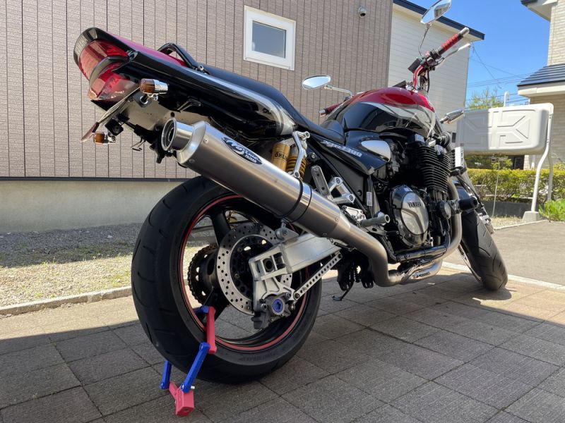 YAMAHA XJR1300 NOJIMA:ノジマ FASARM S TITAN V フルエキゾーストマフラーを使った、非公開ユーザーさんのバイク用品インプレッションです。バイク用品レビュー ...