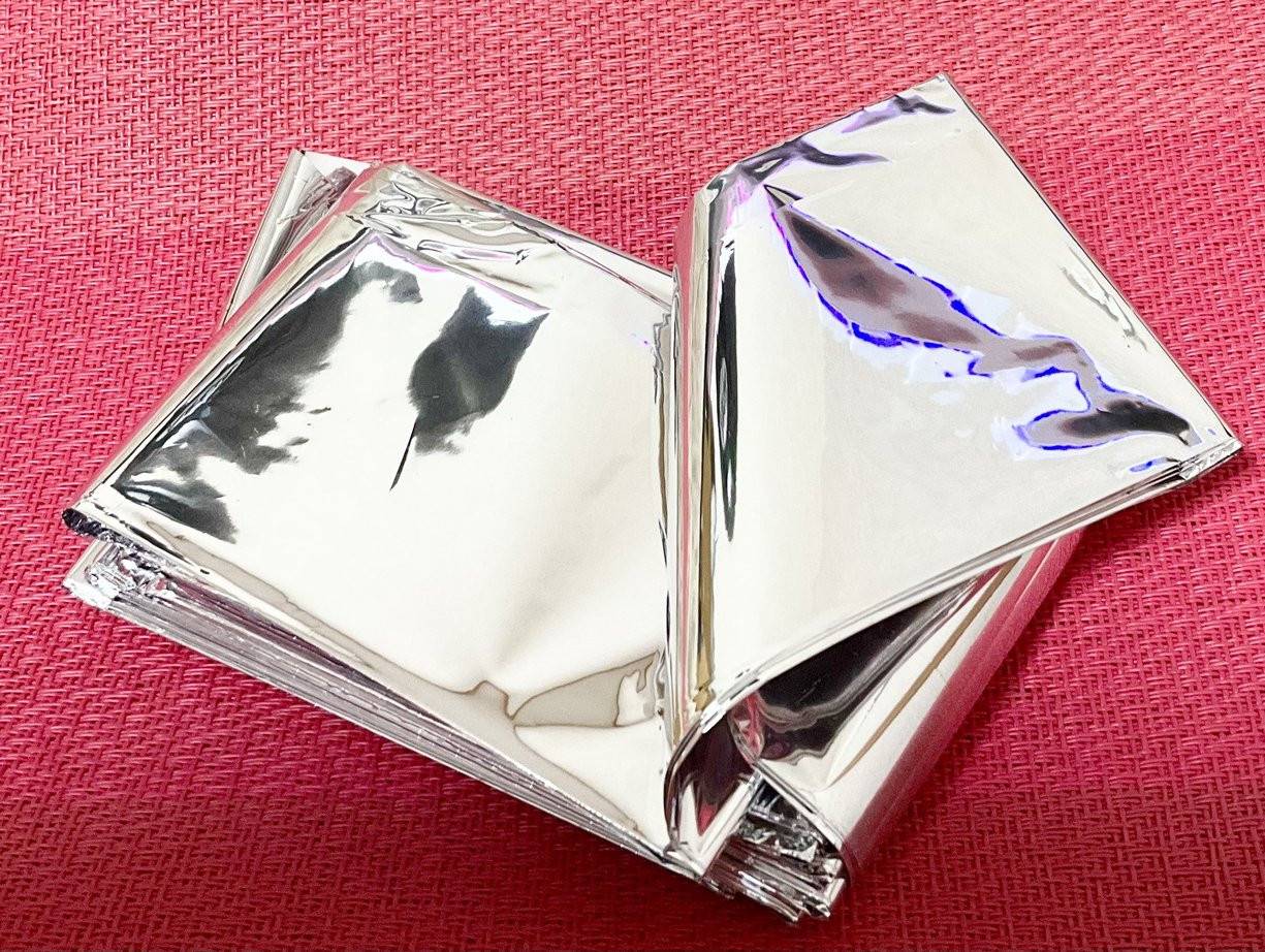 SUZUKI SV400 ASTRO PRODUCTS:アストロプロダクツ エマージェンシー ブランケットを使った、ウェビックは世界一さんの ...