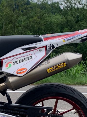 HUSQVARNA SM510R ARROW:アロー Race-Tech silencerを使った、非公開ユーザーさんのバイク用品 ...